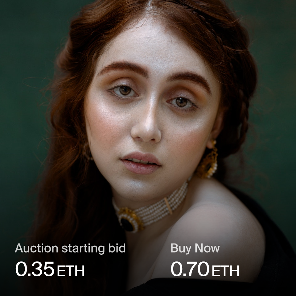 English woman | Foundation